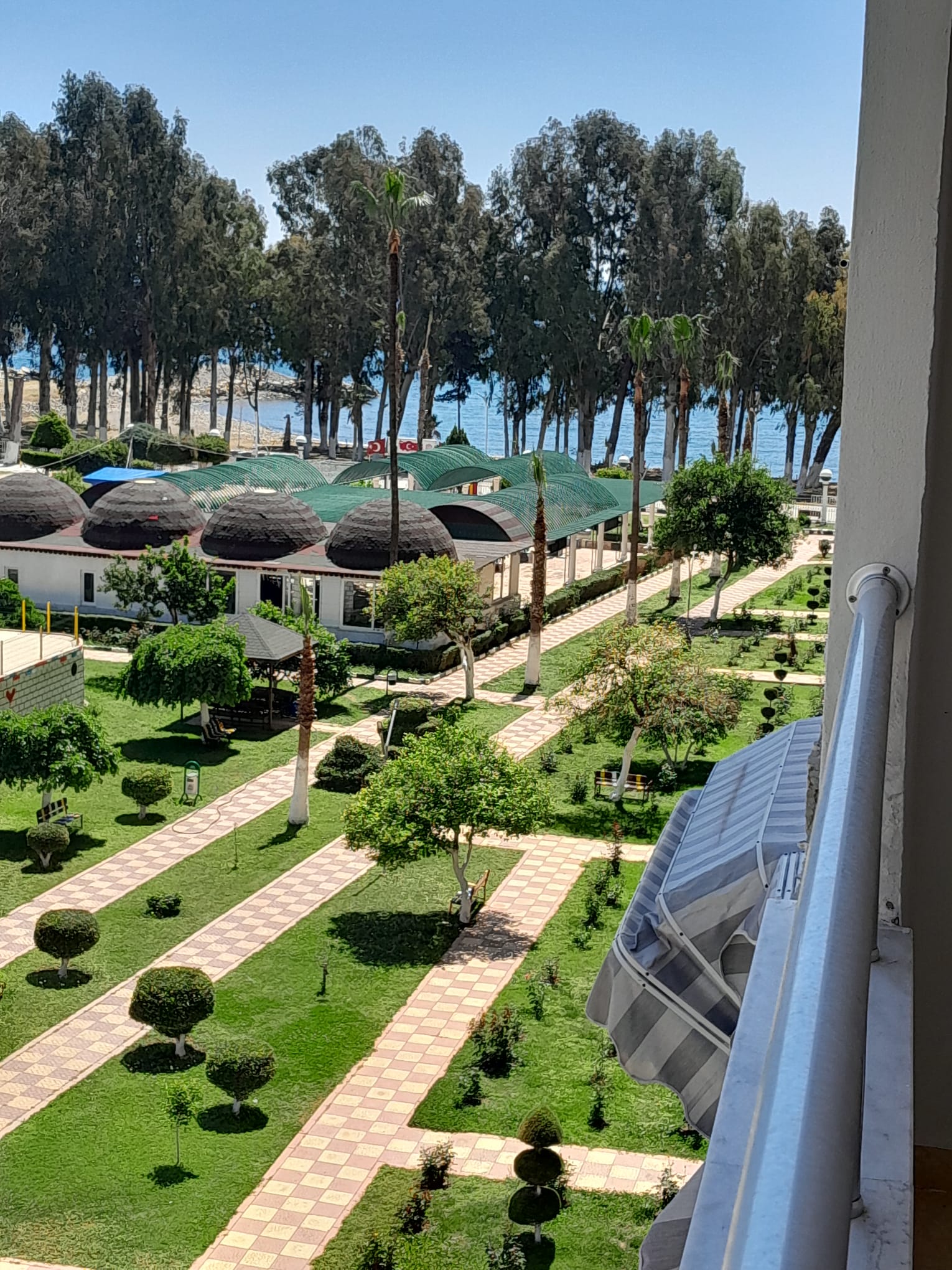 Mersin Erdemli Tömük Doğan Aquapark Tatil Sitesinde Satılık Yazlık ...